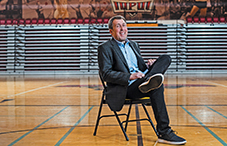 Crunching the numbers behind college sports
