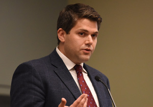 Why are doctors underusing a drug to treat opioid addiction?